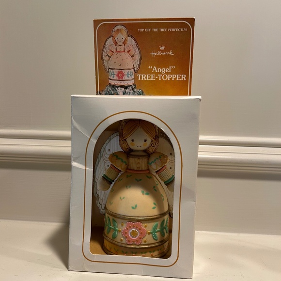 Hallmark | Holiday | Vintage 977 Hallmark Angel Treetopper | Poshmark